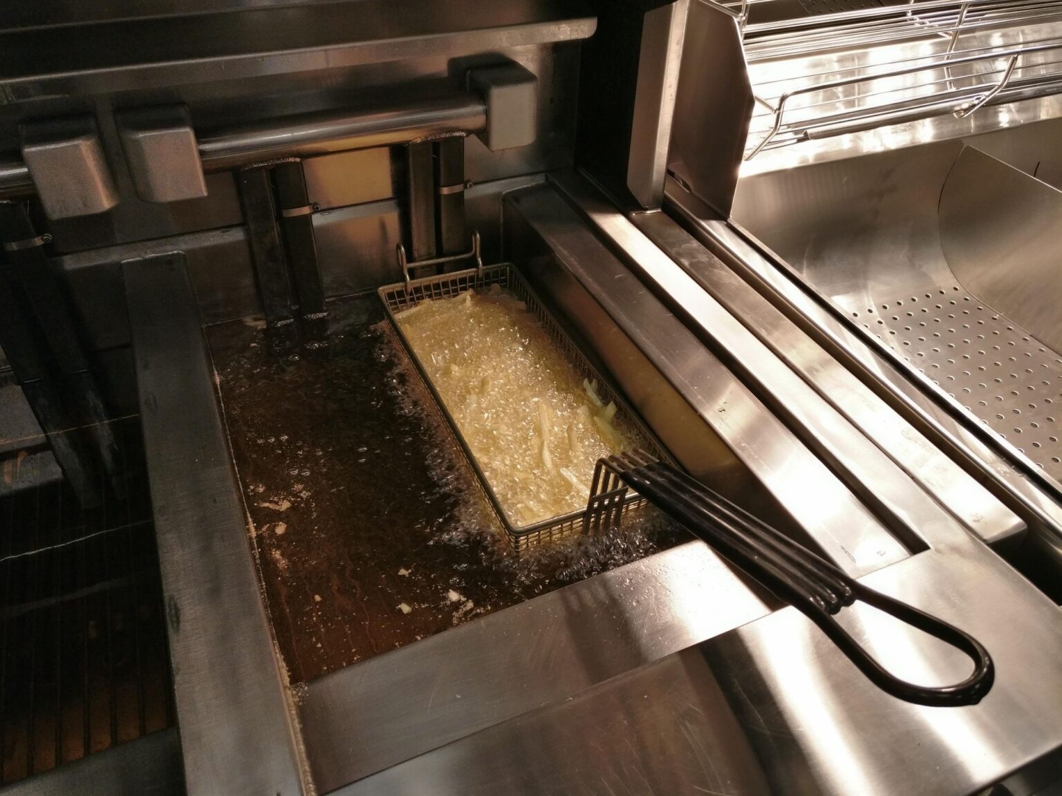 Electric Fryer (Deep Fat Fryer) – Brandon